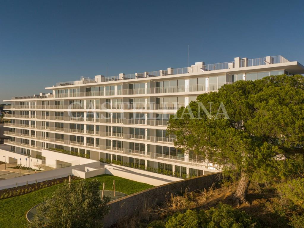 Apartamento T3 com varanda em novo empreendimento no Seixal