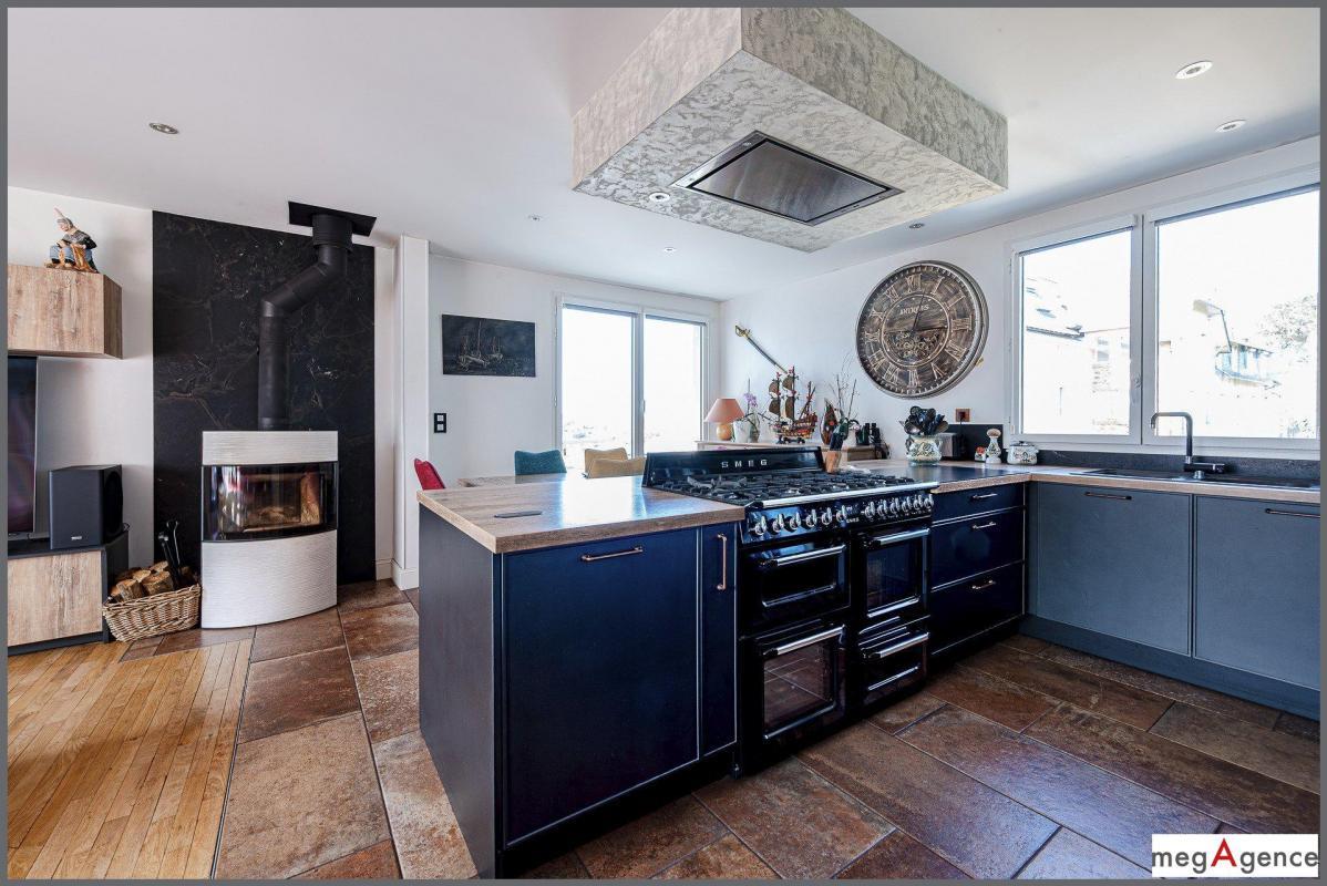 Aankoop: Huis (22700)